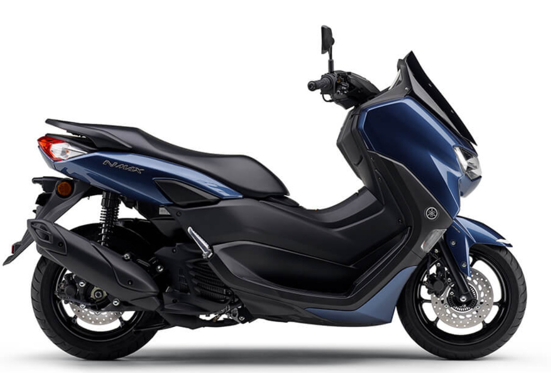 2023NMAX ニューカラー「ダルブルーメタリックC」を追加！光沢がいい | ホンダ PCXとヤマハNMAXどっちを選ぶ